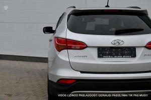 Grey Hyundai Santa Fe 2013 in Kretinga, with an engine capacity of 2.00 L and mileage of 269 thousand km for 8999 €, photo 10 on AUTOMOTO.COM.LV