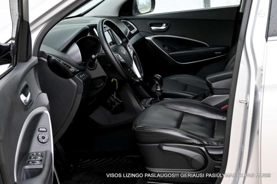 Grey Hyundai Santa Fe 2013 in Kretinga, with an engine capacity of 2.00 L and mileage of 269 thousand km for 8999 €, photo 14 on AUTOMOTO.COM.LV