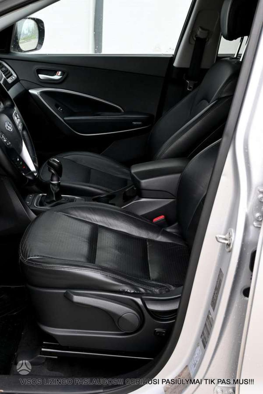 Grey Hyundai Santa Fe 2013 in Kretinga, with an engine capacity of 2.00 L and mileage of 269 thousand km for 8999 €, photo 15 on AUTOMOTO.COM.LV