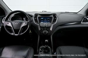 Grey Hyundai Santa Fe 2013 in Kretinga, with an engine capacity of 2.00 L and mileage of 269 thousand km for 8999 €, photo 26 on AUTOMOTO.COM.LV