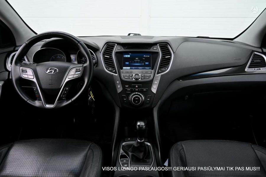 Grey Hyundai Santa Fe 2013 in Kretinga, with an engine capacity of 2.00 L and mileage of 269 thousand km for 8999 €, photo 26 on AUTOMOTO.COM.LV