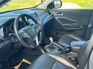 Pelēks Hyundai Santa Fe 2013 Utena, ar dzinēja tilpumu 2.20 L un nobraukumu 241 tūkst. km par 8850 €, foto 16 vietnē AUTOMOTO.COM.LV