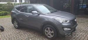 Grey Hyundai Santa Fe 2013 in Jurmala, with an engine capacity of 2.20 L and mileage of 169 thousand km for 10000 €, photo 4 on AUTOMOTO.COM.LV