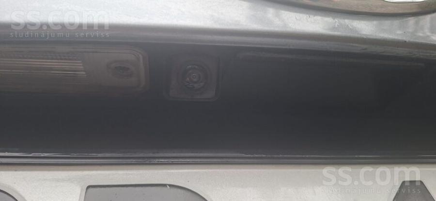 Grey Hyundai Santa Fe 2013 in Jurmala, with an engine capacity of 2.20 L and mileage of 169 thousand km for 10000 €, photo 12 on AUTOMOTO.COM.LV