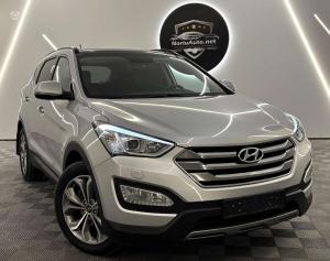 Grey Hyundai Santa Fe 2014 in Marijampole, with an engine capacity of 2.19 L and mileage of 223 thousand km for 10650 €, photo  on AUTOMOTO.COM.LV