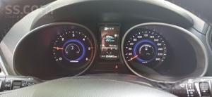 Pelēks Hyundai Santa Fe 2014 Madona, ar dzinēja tilpumu 2.20 L un nobraukumu 255 tūkst. km par 12000 €, foto 14 vietnē AUTOMOTO.COM.LV