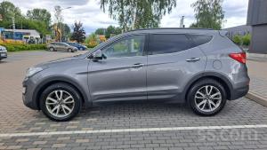 Pelēks Hyundai Santa Fe 2014 Rīga, ar dzinēja tilpumu 2.20 L un nobraukumu 174 tūkst. km par 13400 €, foto 3 vietnē AUTOMOTO.COM.LV