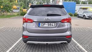 Pelēks Hyundai Santa Fe 2014 Rīga, ar dzinēja tilpumu 2.20 L un nobraukumu 174 tūkst. km par 13400 €, foto 5 vietnē AUTOMOTO.COM.LV