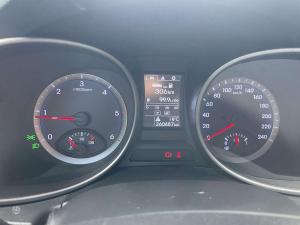 Grey Hyundai Santa Fe 2014 in Taurage, with an engine capacity of 2.00 L and mileage of 260 thousand km for 7800 €, photo 15 on AUTOMOTO.COM.LV