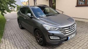 Grey Hyundai Santa Fe 2014 in Vievis, with an engine capacity of 2.20 L and mileage of 185 thousand km for 8500 €, photo 3 on AUTOMOTO.COM.LV