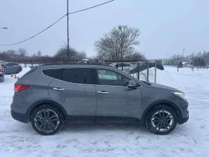 Pelēks Hyundai Santa Fe 2015 Šauļi, ar dzinēja tilpumu 2.00 L un nobraukumu 231 tūkst. km par 9500 €, foto 4 vietnē AUTOMOTO.COM.LV