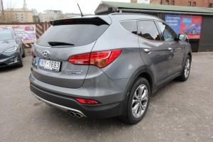 Pelēks Hyundai Santa Fe 2015 Rīga, ar dzinēja tilpumu 2.20 L un nobraukumu 230 tūkst. km par 13250 €, foto 12 vietnē AUTOMOTO.COM.LV