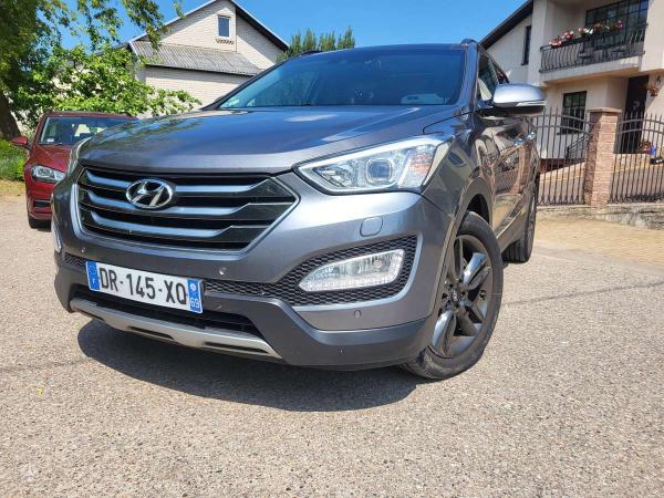 Pelēks Hyundai Santa Fe 2015 Utena, ar dzinēja tilpumu 2.20 L un nobraukumu 281 tūkst. km par 9150 €, foto 2 vietnē AUTOMOTO.COM.LV