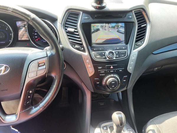 Pelēks Hyundai Santa Fe 2015 Utena, ar dzinēja tilpumu 2.20 L un nobraukumu 281 tūkst. km par 9150 €, foto 4 vietnē AUTOMOTO.COM.LV