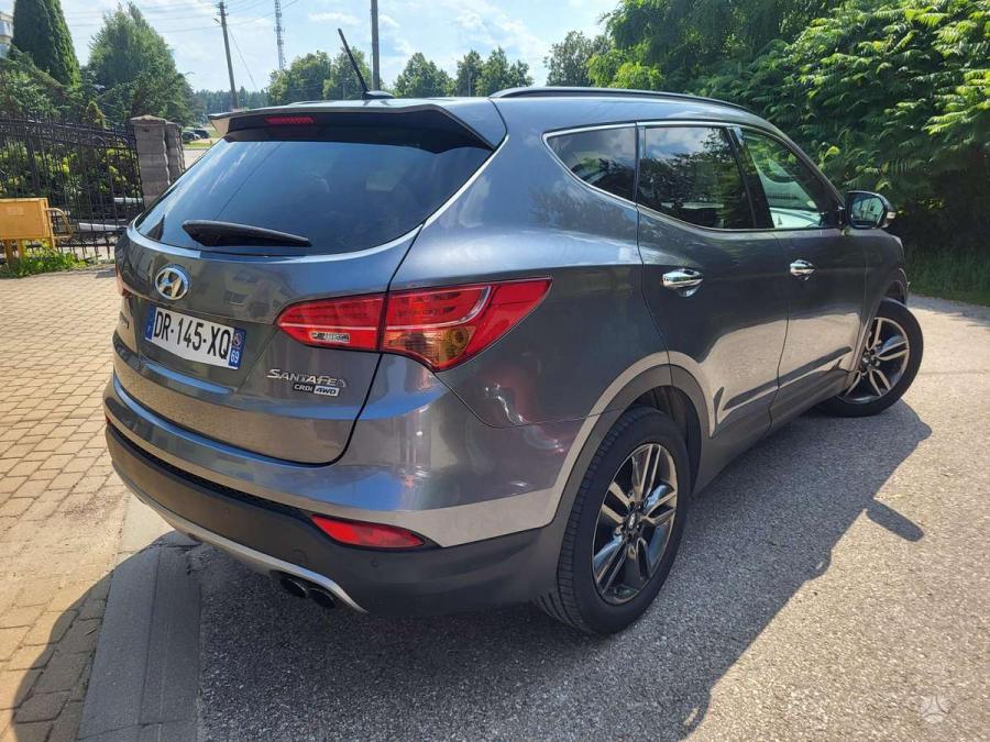 Pelēks Hyundai Santa Fe 2015 Utena, ar dzinēja tilpumu 2.20 L un nobraukumu 281 tūkst. km par 9150 €, foto 13 vietnē AUTOMOTO.COM.LV
