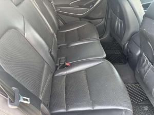 Pelēks Hyundai Santa Fe 2015 Marijampole, ar dzinēja tilpumu 2.20 L un nobraukumu 205 tūkst. km par 7700 €, foto 13 vietnē AUTOMOTO.COM.LV