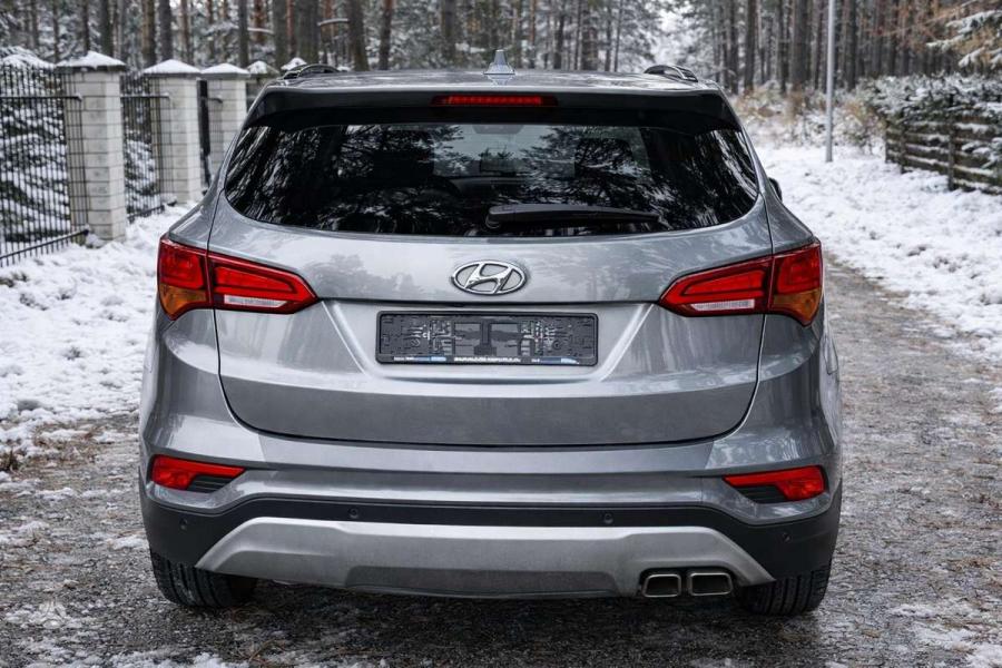 Pelēks Hyundai Santa Fe 2016 Viļņa, ar dzinēja tilpumu 2.20 L un nobraukumu 269 tūkst. km par 15500 €, foto 7 vietnē AUTOMOTO.COM.LV
