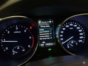 Grey Hyundai Santa Fe 2016 in Marijampole, with an engine capacity of 2.20 L and mileage of 173 thousand km for 13999 €, photo 15 on AUTOMOTO.COM.LV