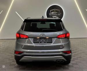 Grey Hyundai Santa Fe 2016 in Marijampole, with an engine capacity of 2.20 L and mileage of 173 thousand km for 13999 €, photo 36 on AUTOMOTO.COM.LV