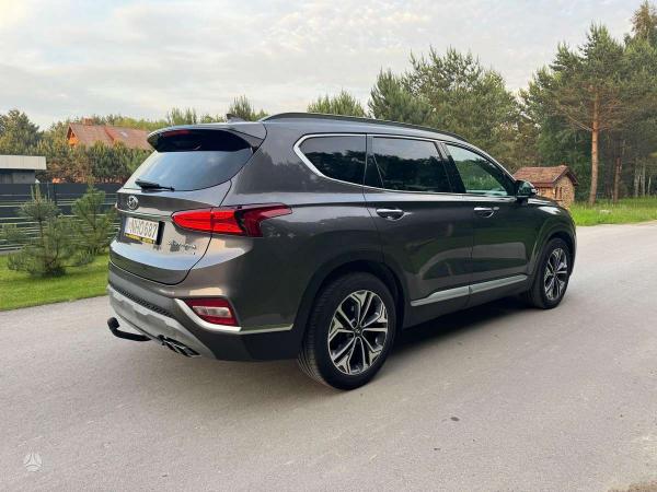 Pelēks Hyundai Santa Fe 2018 Palanga, ar dzinēja tilpumu 2.20 L un nobraukumu 133 tūkst. km par 21700 €, foto 6 vietnē AUTOMOTO.COM.LV