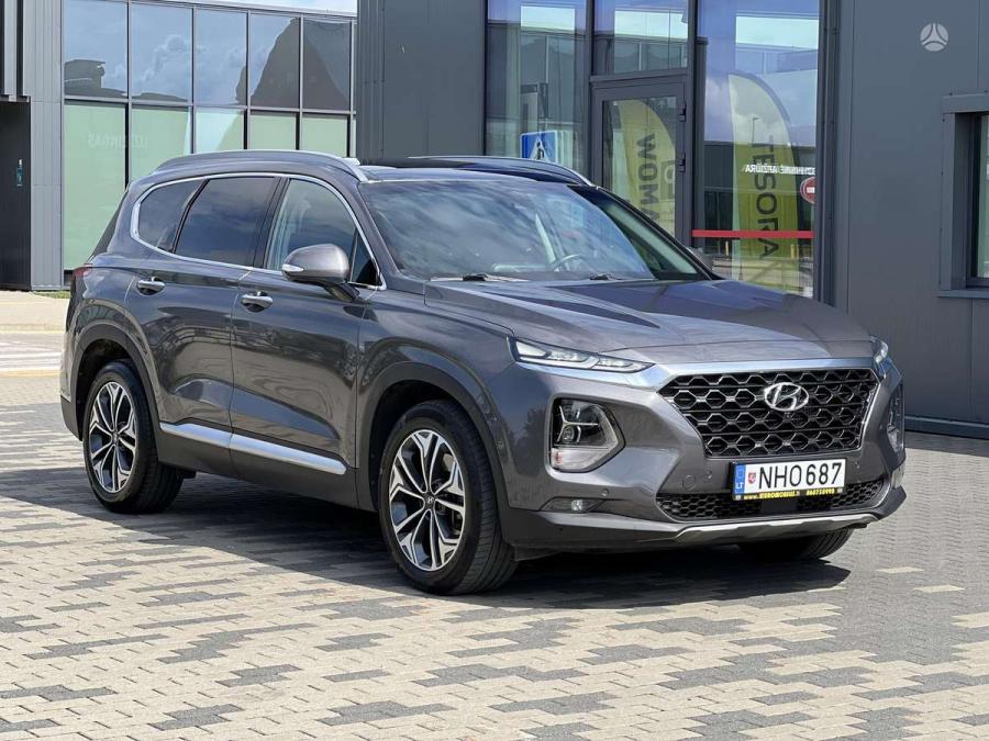 Pelēks Hyundai Santa Fe 2018 Šauļi, ar dzinēja tilpumu 2.20 L un nobraukumu 134 tūkst. km par 20800 €, foto 3 vietnē AUTOMOTO.COM.LV