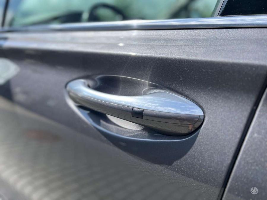 Pelēks Hyundai Santa Fe 2018 Šauļi, ar dzinēja tilpumu 2.20 L un nobraukumu 134 tūkst. km par 20800 €, foto 13 vietnē AUTOMOTO.COM.LV