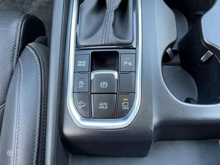 Pelēks Hyundai Santa Fe 2018 Šauļi, ar dzinēja tilpumu 2.20 L un nobraukumu 134 tūkst. km par 20800 €, foto 20 vietnē AUTOMOTO.COM.LV