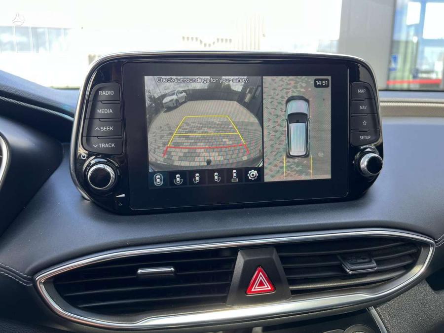 Pelēks Hyundai Santa Fe 2018 Šauļi, ar dzinēja tilpumu 2.20 L un nobraukumu 134 tūkst. km par 20800 €, foto 22 vietnē AUTOMOTO.COM.LV