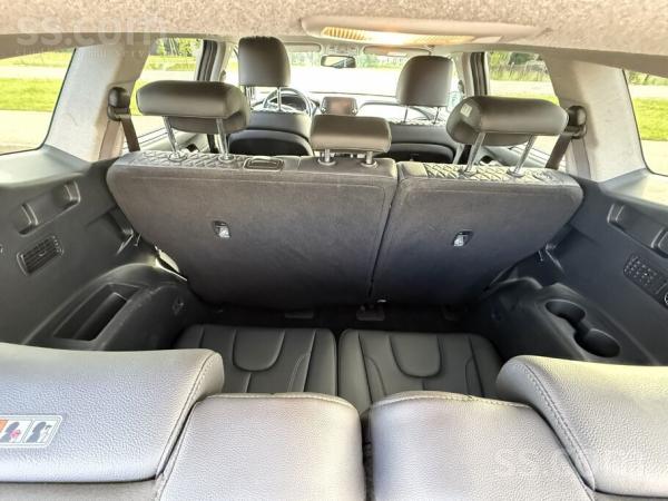 Pelēks Hyundai Santa Fe 2019 Rīga, ar dzinēja tilpumu 2.20 L un nobraukumu 160 tūkst. km par 20800 €, foto 4 vietnē AUTOMOTO.COM.LV