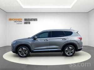 Pelēks Hyundai Santa Fe 2019 Rīga, ar dzinēja tilpumu 2.20 L un nobraukumu 160 tūkst. km par 22990 €, foto 4 vietnē AUTOMOTO.COM.LV