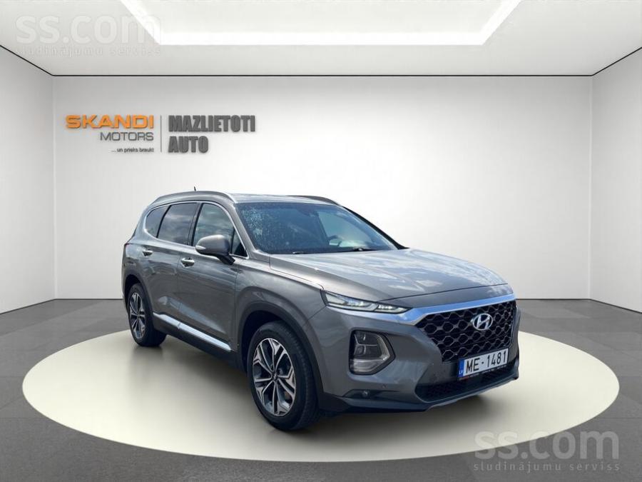 Pelēks Hyundai Santa Fe 2019 Rīga, ar dzinēja tilpumu 2.20 L un nobraukumu 160 tūkst. km par 22990 €, foto 9 vietnē AUTOMOTO.COM.LV