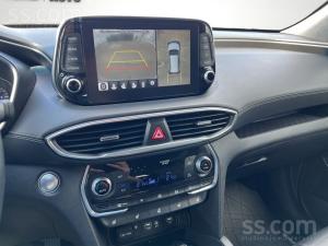 Pelēks Hyundai Santa Fe 2019 Rīga, ar dzinēja tilpumu 2.20 L un nobraukumu 160 tūkst. km par 22990 €, foto 17 vietnē AUTOMOTO.COM.LV