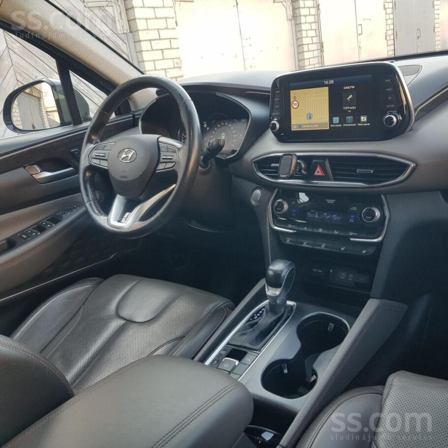 Pelēks Hyundai Santa Fe 2020 Rīga, ar dzinēja tilpumu 2.20 L un nobraukumu 290 tūkst. km par 15000 €, foto 19 vietnē AUTOMOTO.COM.LV