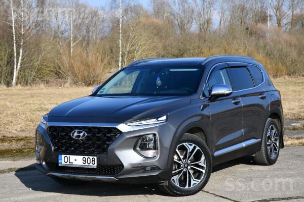 Pelēks Hyundai Santa Fe 2020 Rīga, ar dzinēja tilpumu 2.20 L un nobraukumu 142 tūkst. km par 21850 €, foto 1 vietnē AUTOMOTO.COM.LV
