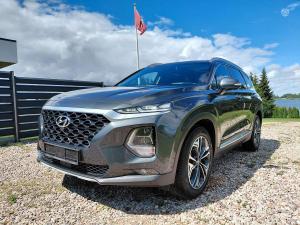 Grey Hyundai Santa Fe 2020 in Vilkaviskis, with an engine capacity of 2.20 L and mileage of 78 thousand km for 20800 €, photo  on AUTOMOTO.COM.LV