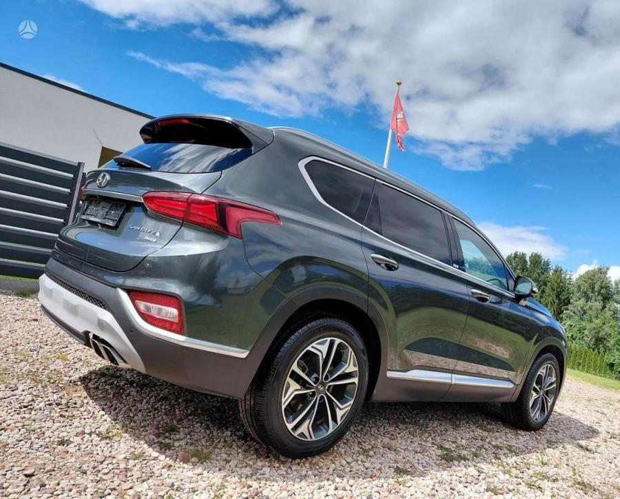 Pelēks Hyundai Santa Fe 2020 Vilkaviškis, ar dzinēja tilpumu 2.20 L un nobraukumu 78 tūkst. km par 20800 €, foto 13 vietnē AUTOMOTO.COM.LV