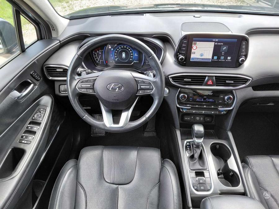 Pelēks Hyundai Santa Fe 2020 Vilkaviškis, ar dzinēja tilpumu 2.20 L un nobraukumu 78 tūkst. km par 20800 €, foto 30 vietnē AUTOMOTO.COM.LV