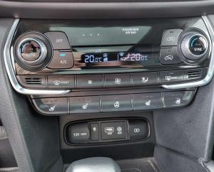 Pelēks Hyundai Santa Fe 2020 Vilkaviškis, ar dzinēja tilpumu 2.20 L un nobraukumu 78 tūkst. km par 20800 €, foto 31 vietnē AUTOMOTO.COM.LV