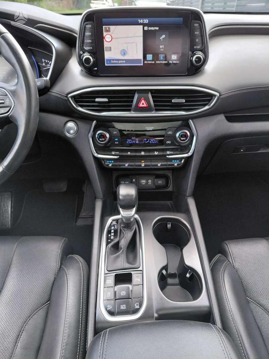 Pelēks Hyundai Santa Fe 2020 Vilkaviškis, ar dzinēja tilpumu 2.20 L un nobraukumu 78 tūkst. km par 20800 €, foto 32 vietnē AUTOMOTO.COM.LV