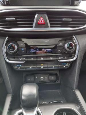 Pelēks Hyundai Santa Fe 2020 Vilkaviškis, ar dzinēja tilpumu 2.20 L un nobraukumu 78 tūkst. km par 20800 €, foto 34 vietnē AUTOMOTO.COM.LV