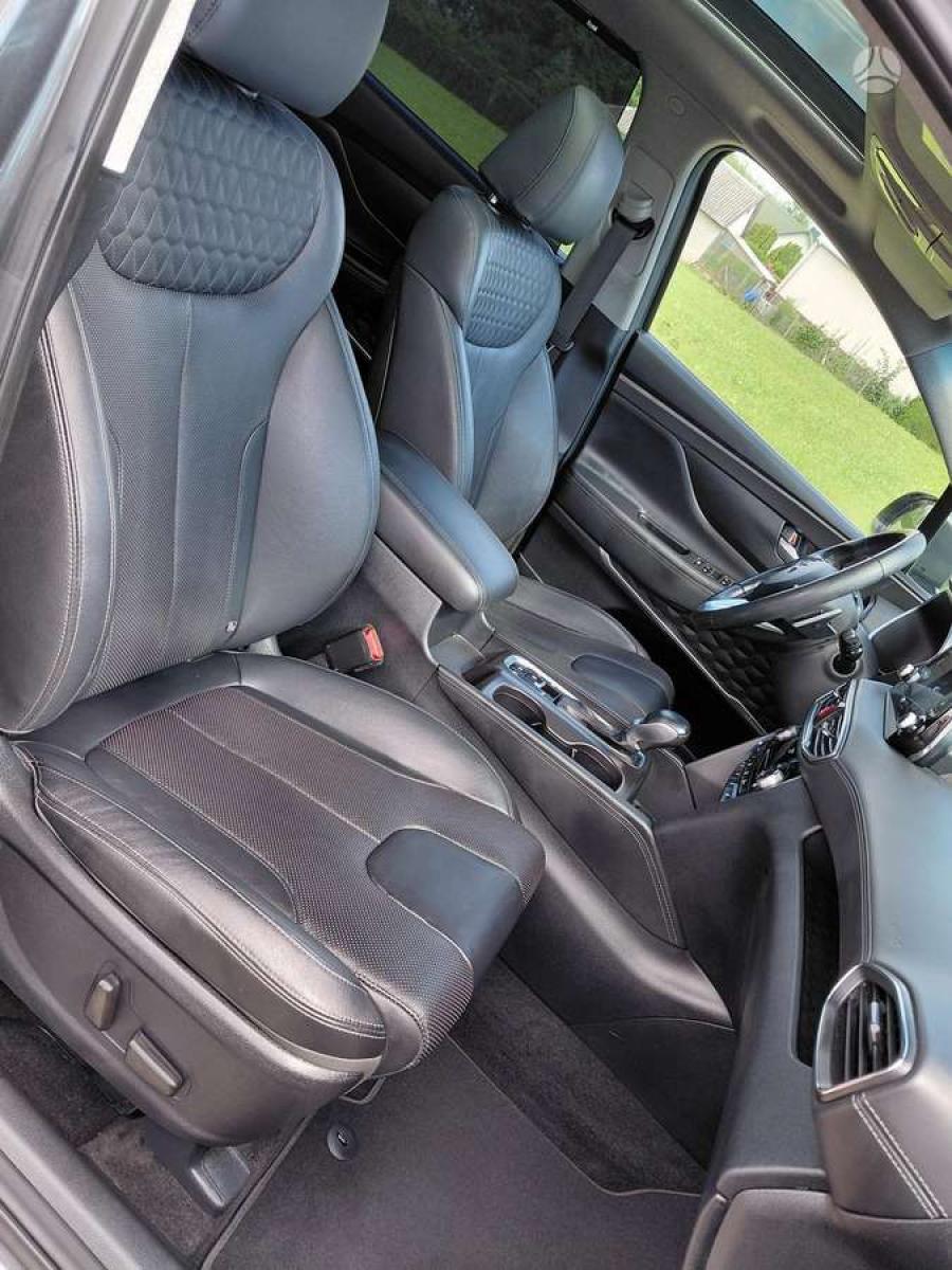 Pelēks Hyundai Santa Fe 2020 Vilkaviškis, ar dzinēja tilpumu 2.20 L un nobraukumu 78 tūkst. km par 20800 €, foto 38 vietnē AUTOMOTO.COM.LV