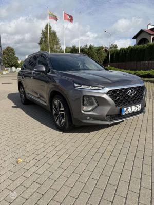 Grey Hyundai Santa Fe 2020 in Silale, with an engine capacity of 2.20 L and mileage of 151 thousand km for 17900 €, photo  on AUTOMOTO.COM.LV