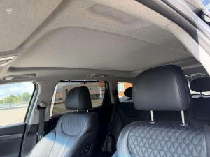 Grey Hyundai Santa Fe 2020 in Silale, with an engine capacity of 2.20 L and mileage of 151 thousand km for 17900 €, photo 9 on AUTOMOTO.COM.LV