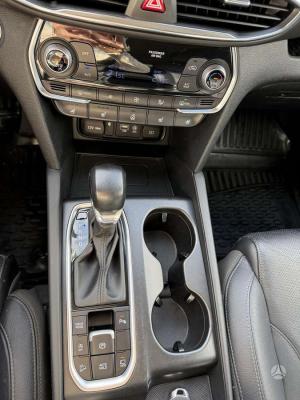 Grey Hyundai Santa Fe 2020 in Silale, with an engine capacity of 2.20 L and mileage of 151 thousand km for 17900 €, photo 14 on AUTOMOTO.COM.LV