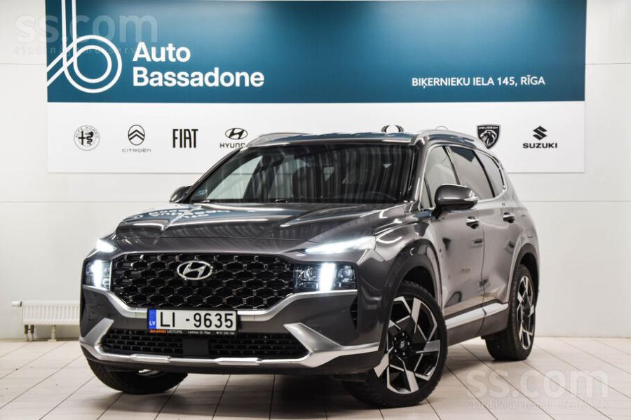 Pelēks Hyundai Santa Fe 2021 Rīga, ar dzinēja tilpumu 2.20 L un nobraukumu 98 tūkst. km par 29990 €, foto 1 vietnē AUTOMOTO.COM.LV