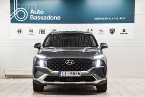 Pelēks Hyundai Santa Fe 2021 Rīga, ar dzinēja tilpumu 2.20 L un nobraukumu 98 tūkst. km par 29990 €, foto 2 vietnē AUTOMOTO.COM.LV