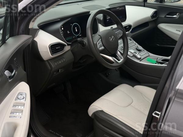 Pelēks Hyundai Santa Fe 2021 Rīga, ar dzinēja tilpumu 1.60 L un nobraukumu 41 tūkst. km par 32480 €, foto 7 vietnē AUTOMOTO.COM.LV