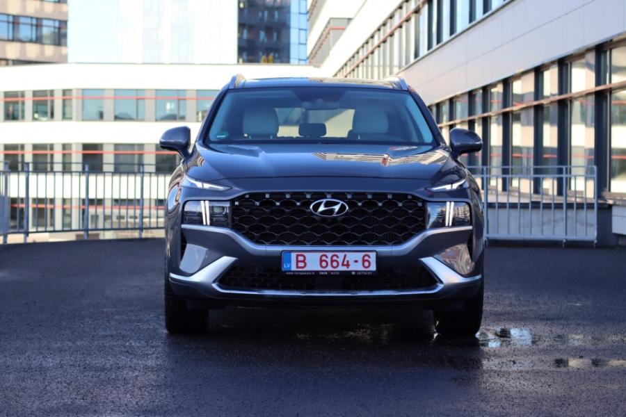 Pelēks Hyundai Santa Fe 2021 Rīga, ar dzinēja tilpumu 0.00 L un nobraukumu 41 tūkst. km par 32480 €, foto 15 vietnē AUTOMOTO.COM.LV