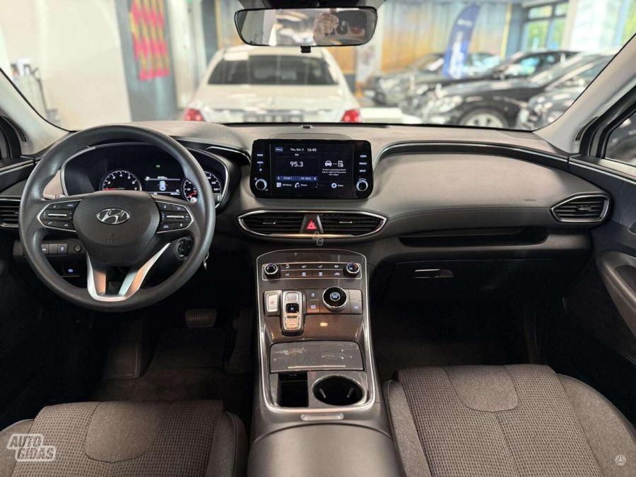 Pelēks Hyundai Santa Fe 2021 Klaipėda, ar dzinēja tilpumu 2.50 L un nobraukumu 44 tūkst. km par 22950 €, foto 18 vietnē AUTOMOTO.COM.LV