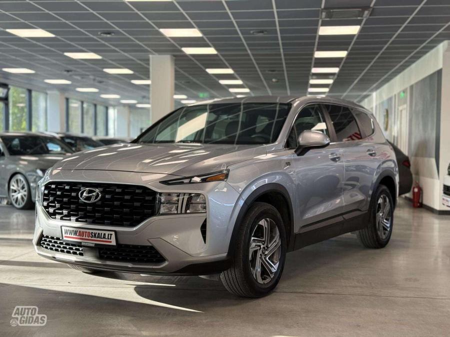 Grey Hyundai Santa Fe 2021 in Klaipeda, with an engine capacity of 2.50 L and mileage of 44 thousand km for 22750 €, photo 17 on AUTOMOTO.COM.LV
